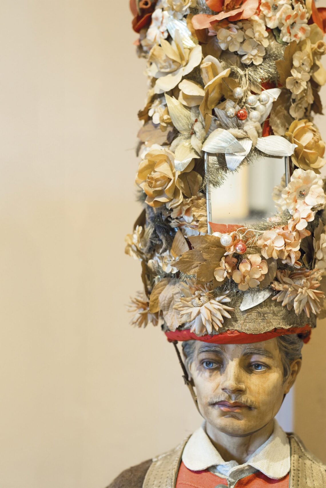 Masks, Traditional Dress, Cult Objects - Salzburg Museum